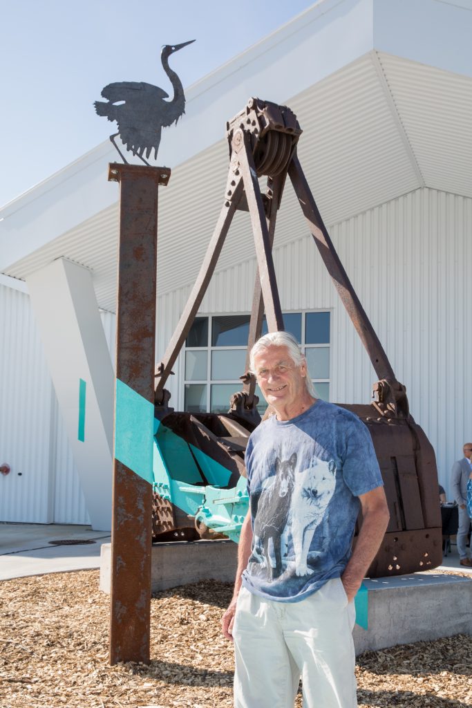 Une oeuvre imposante de Peter Gnass au Quai du Traversier - CJSO